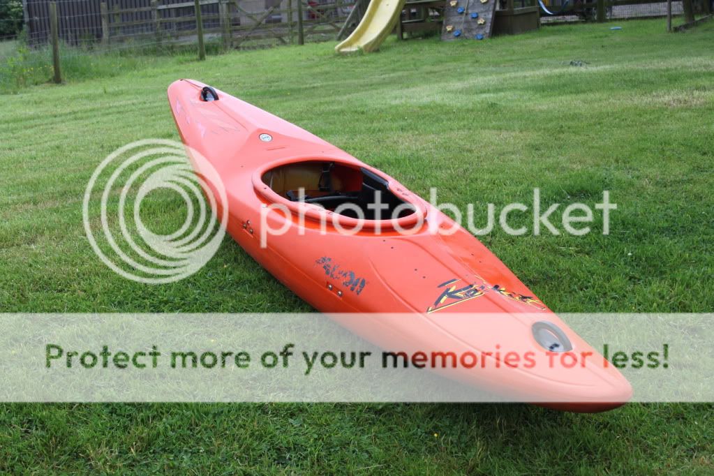 Creeker prijon rocket £200 - The UK Rivers Guidebook