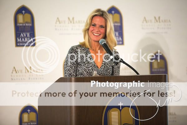 Martha MacCallum - Page 45 - TvNewsCaps